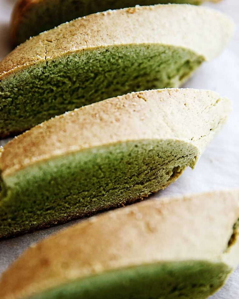 Vibrant Vanilla Bean Matcha Green Tea Biscotti - TurmericMeCrazy