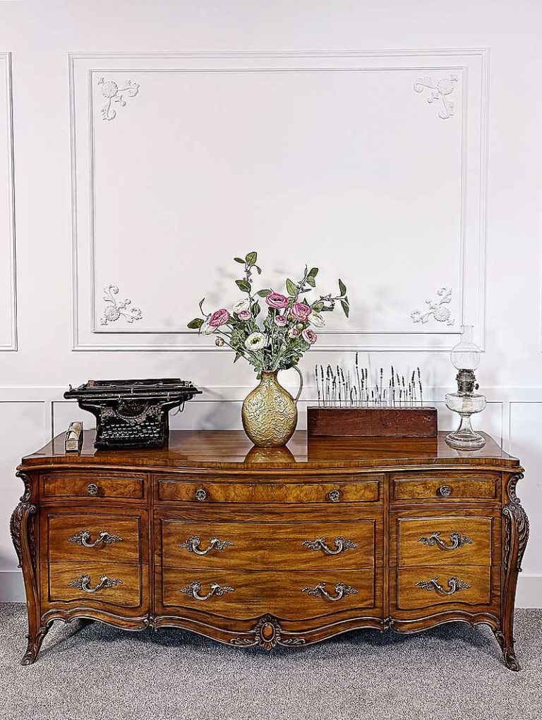 How to make French Inspired Wall Panels - TurmericMeCrazy